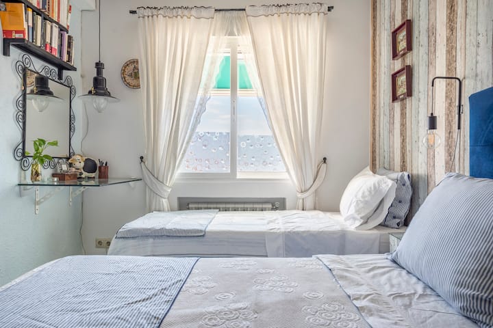 Blue Cozy Room, Close Airport Wanda Cae Transfer - Coslada