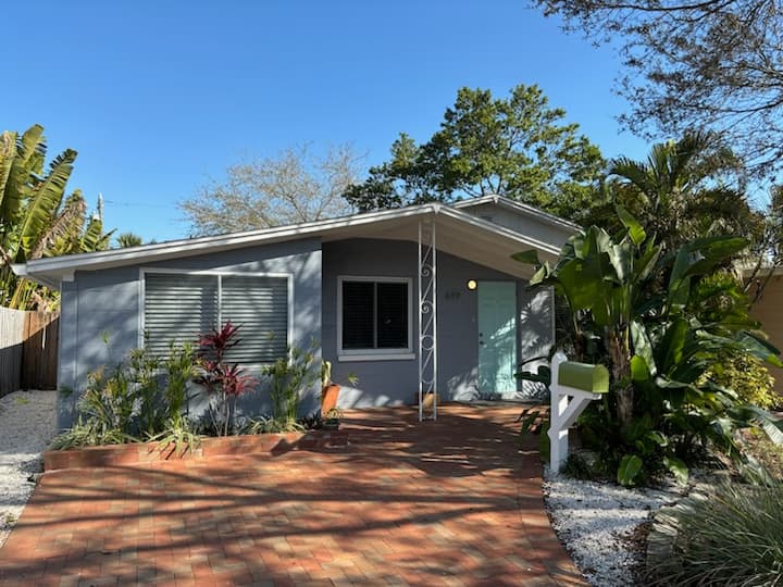 Three Palms - St. Petersburg, FL