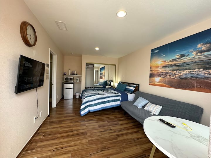 Studio In Anaheim Iii -Private Entrance - Cypress, CA