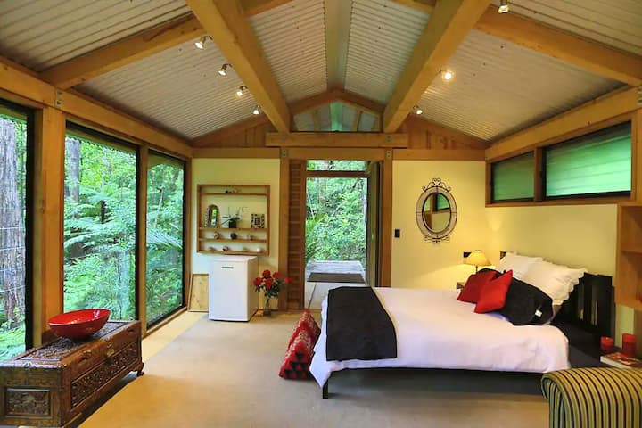 Kauri Forest Chalet - Auckland