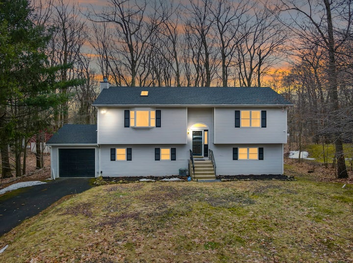 Misty Mountain Hideaway! - Mount Pocono, PA