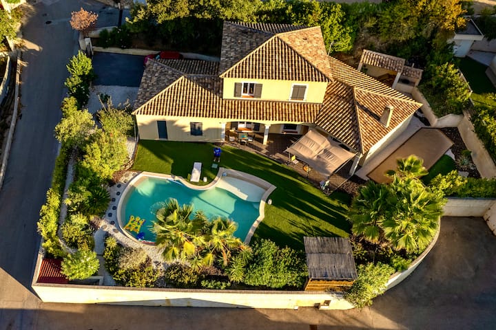 Maison Familiale Tout Confort - Pierrefeu-du-Var