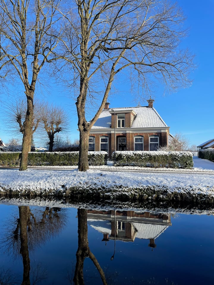 Voorhuis Van Boerderij - Heerenveen
