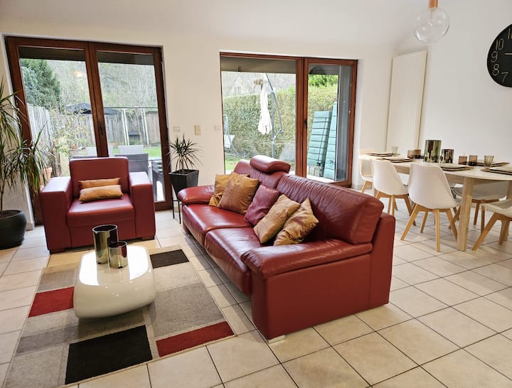 Spacieuse Maison De 3 Chambres (Jardin Et Parking) - Drogenbos