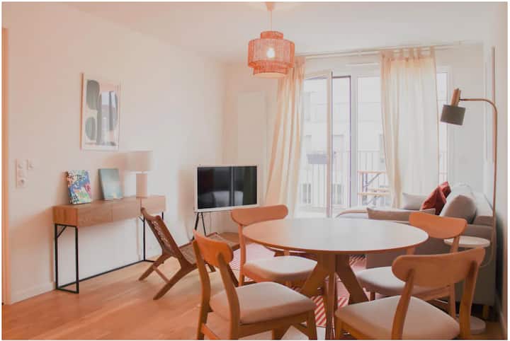 Confortable 48 M² - ibis Clichy Centre Mairie