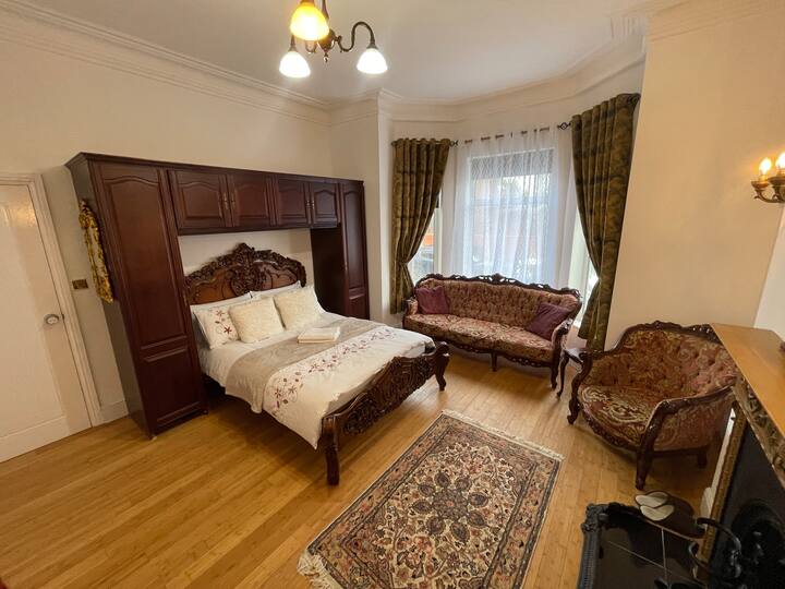 Royal Large Room & Good Links To City Centre! - 맨체스터