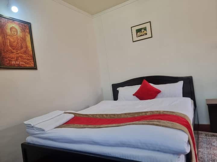 Bhiarav Room-himalaya Inn - Katmandú