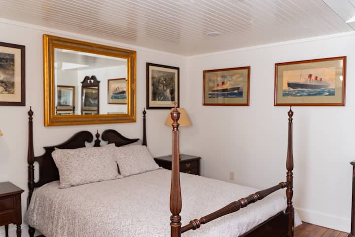 Deposit Seed House - Apt 3a
Brand New 1 Br & Bath - Deposit, NY