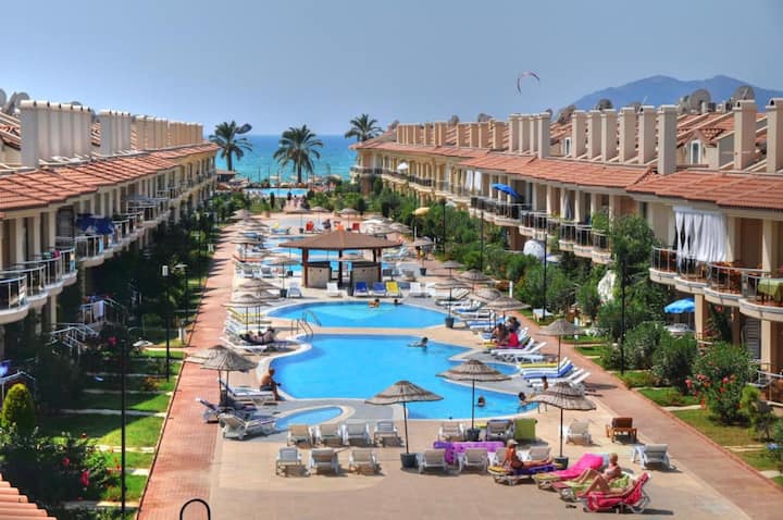 Sunset Beach Club 3+1 Apartment - Fethiye