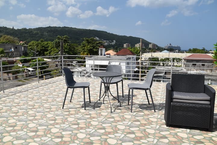 Mansfield Inn 1 - Ocho Rios