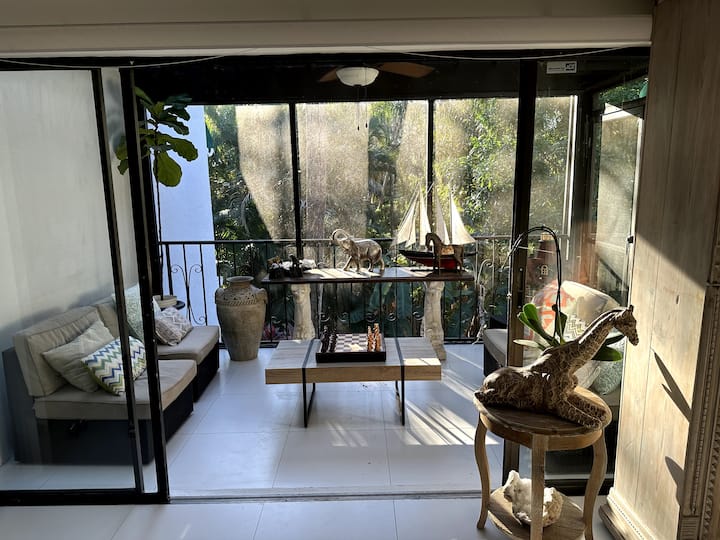 Naples Luxury Condo, Pool Tennis - Naples, FL