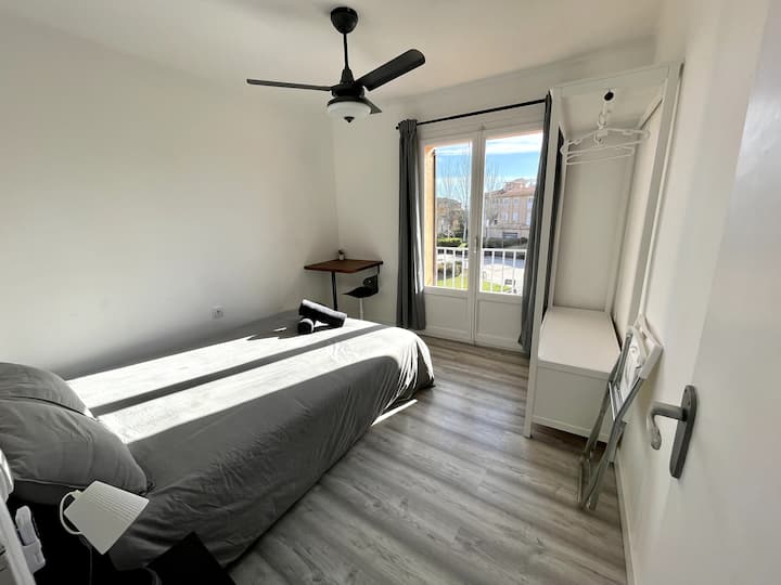Hermosa Habitación En Part Alta! - Tarragona