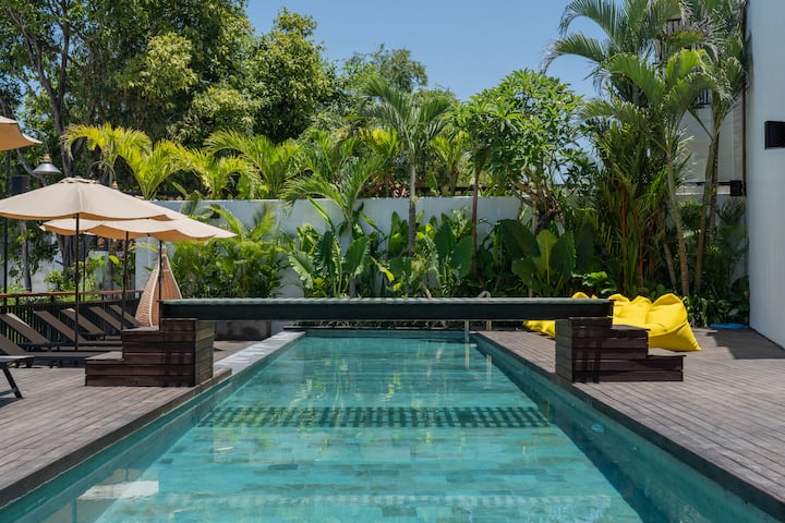 Cozy Stay | Chic Villa In Berawa - Canggu