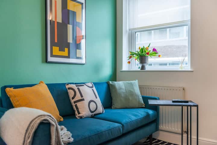 Kula Tower Bridge - Classic Two Bedroom - City of London