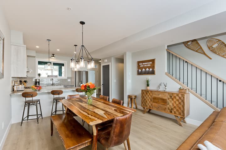 New Grizzly Townhouse @ Big White - Canada