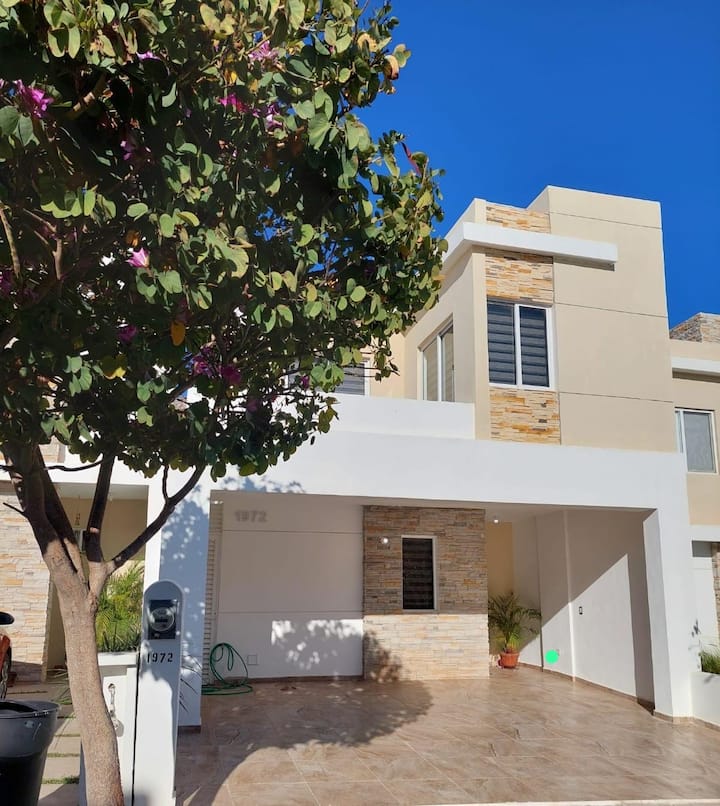Comfortable House Very Close To The Sea. - Mazatlán