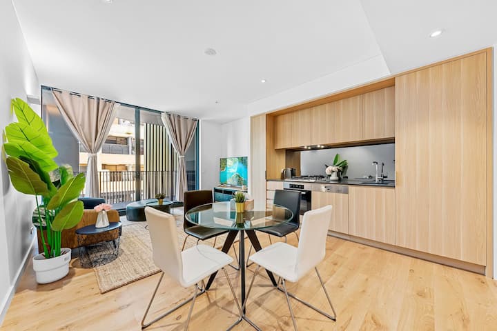 Super Convenient One Bed Unit - Parramatta