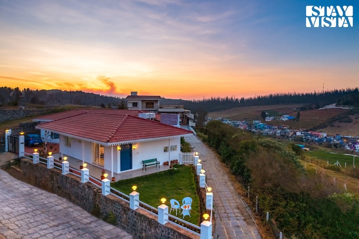 Stayvista At Brook’s Retreat /Valley View & Heater - Ooty