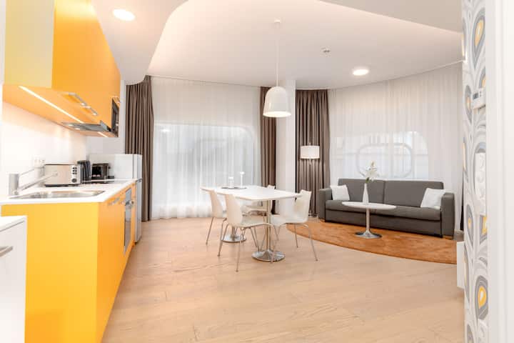 Graz-argos By Zaha Hadid |1-bedroom Panorama Suite - Graz