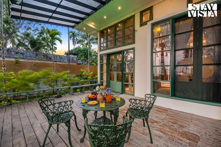 Cozy 1bhk Own The Beach Life W/ Beach View