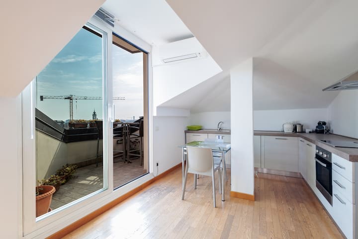 Penthouse Lumineux Avec Terrasses Panoramiques - Bergame