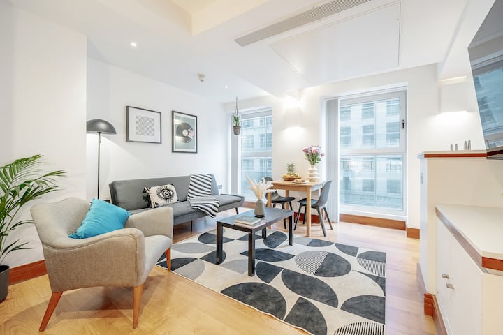 Kula Tower Hill One Bedroom - 런던