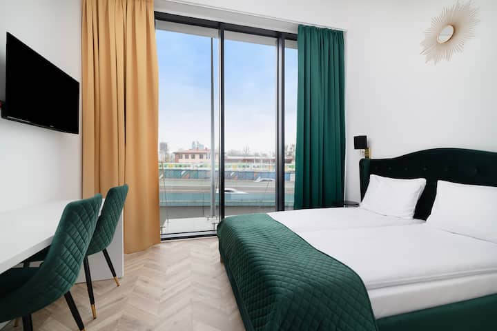 Vola Palace Comfort - Varsavia