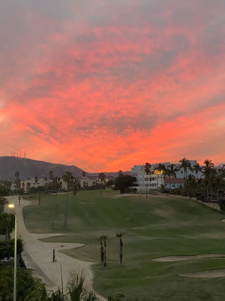 Sunset Serenity: 3br/3bath Condo - San José del Cabo