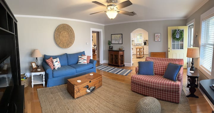 Cozy Home On Quiet Street - Beaufort, NC