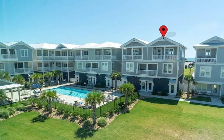 Posh Beach Front Condo - Emerald Isle, NC