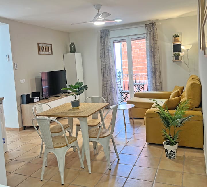 Pure Center. 500m From Sea. A/c - Alicante