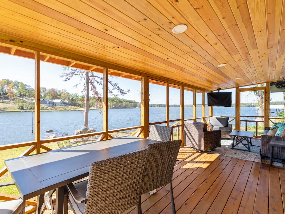 Alabama Lake House Vacation Rentals - United States | Airbnb