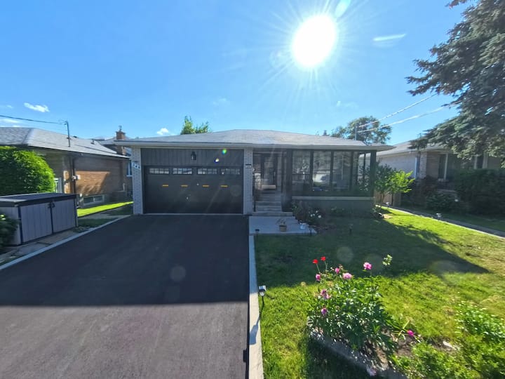 Private Basement Unit With All Facilities - Vaughan