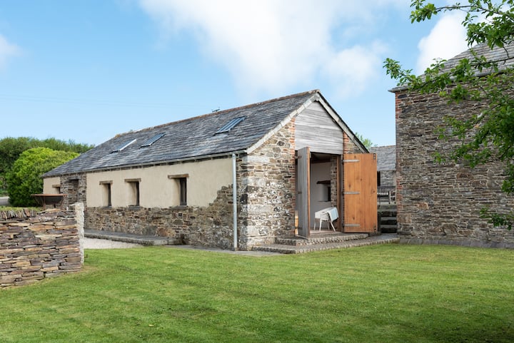 The Cob - Polzeath / Rock - Stunning Barn - Polzeath Beach