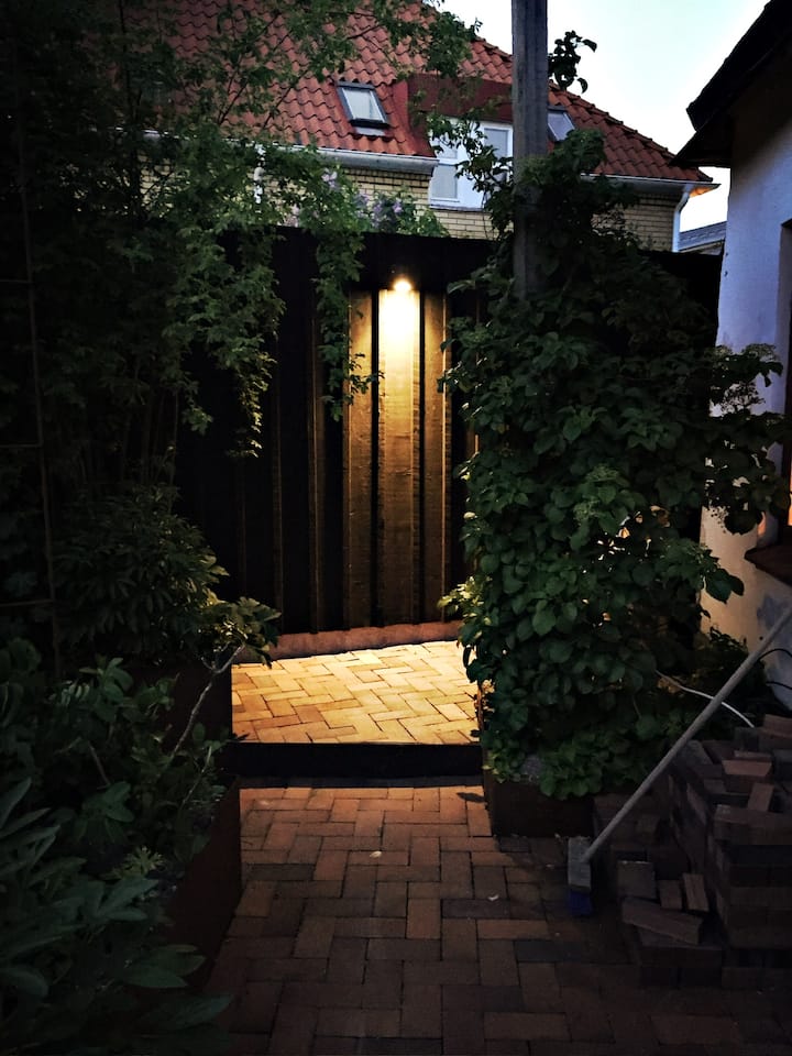 Lägenhet I Fridfull Trädgård - Lund