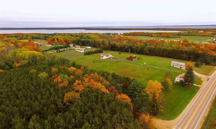 Farm Charm By The Lakes - Torch Lake, MI