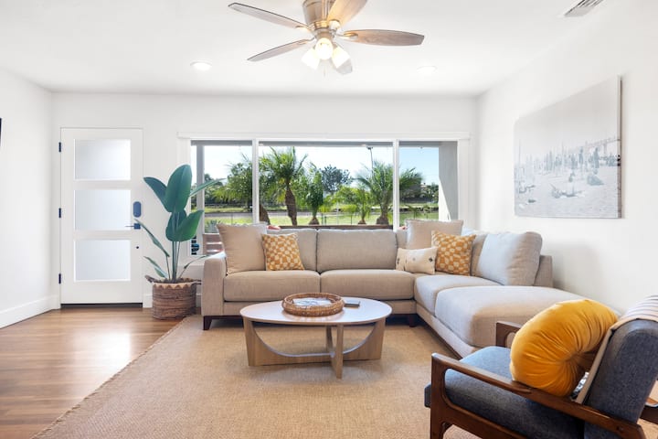 Surf City Dream Retreat 2 Houses - Carlsbad, CA