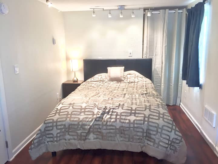 Studio Bamboo, Cute N Close In - Eugene, OR