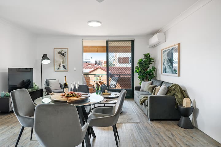 The Downtown Retreat - Heart Of Redfern - Kensington