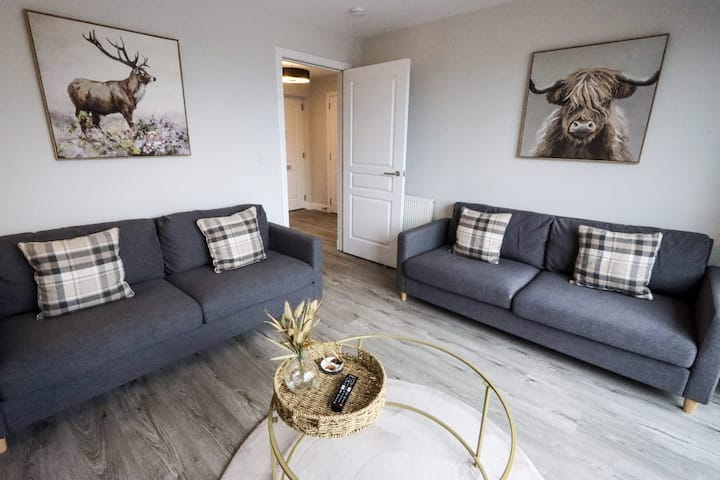 City Retreat, Balcony & Castle Views, Free Parking - Stirling
