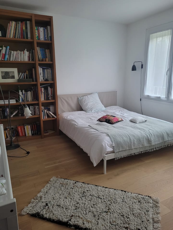Chambre 2 P, 1 Lit 160, Calme - Gif-sur-Yvette
