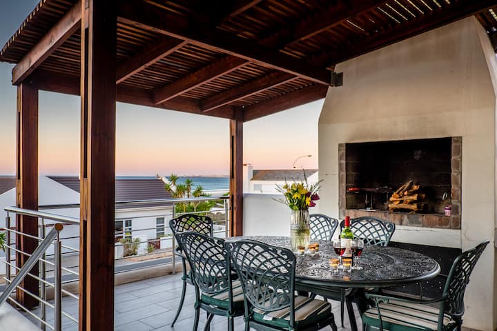 Beach Comfort - Wildcard | Braai, Fireplace, Slp 6 - Saint Helena Bay