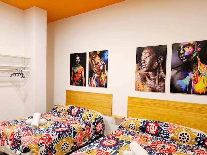 Habitación Cuádruple Sin Baño - Sevilla, España