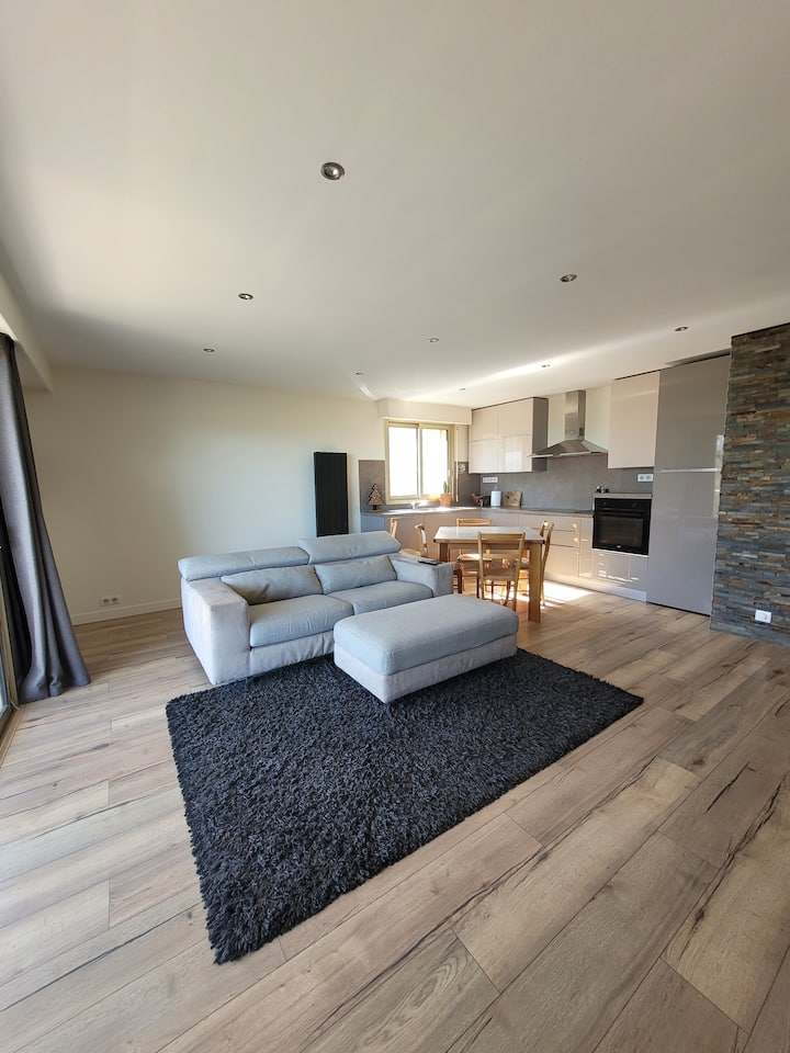 Charmant T2 Calme, Ensoleillé - Vence