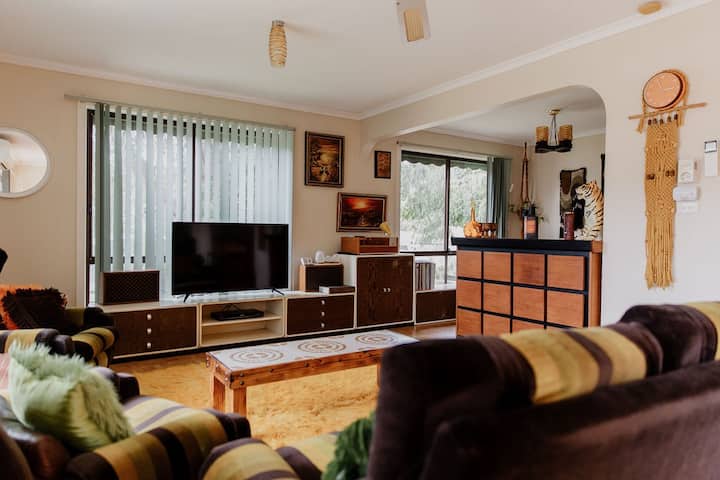 Mcm Retro Futuristic Beach House - Wonthaggi