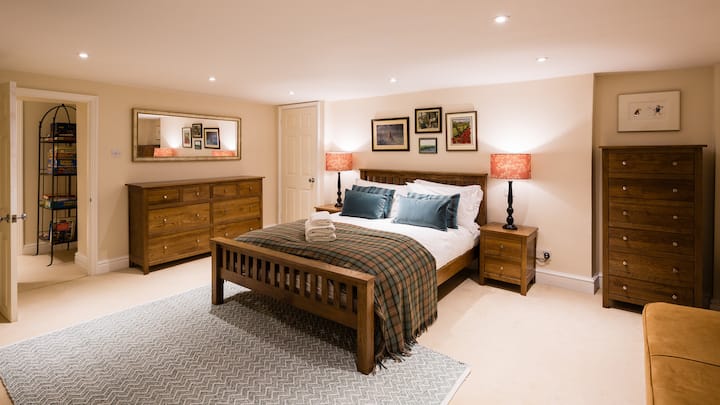 Henrietta Garden Apartment - Bath