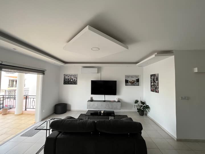 Elite Escapes  Roof Terrace Apartment - Kato Papho - Paphos