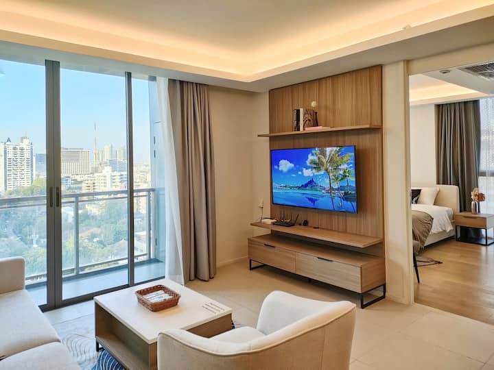 Perfect Location#2br# Pool#gym@bts/mrt&max5ppl - Bangkok