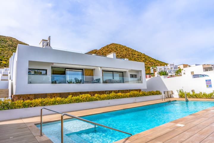 Chalet Genoveses. 3 Hab,  Piscina, Solárium Y Wifi - Cabo de Gata