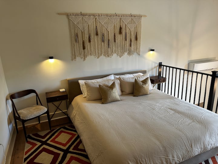 Cottage Loft Comfort In The City - Atlanta, GA